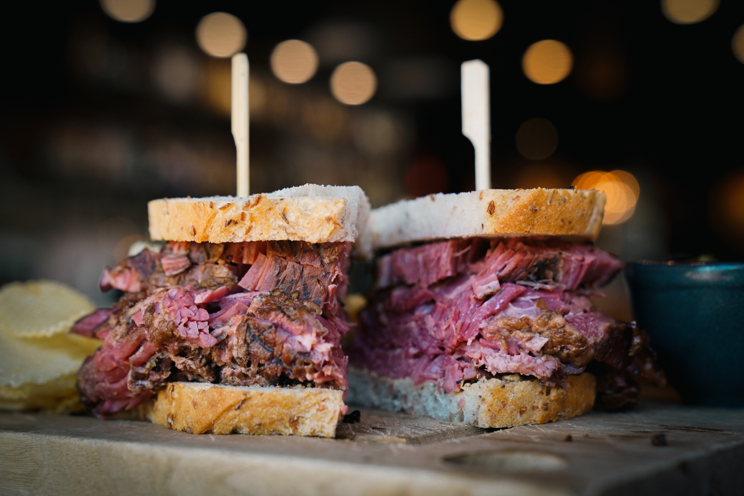 Kitchen and Rail - Eagan Restaurant